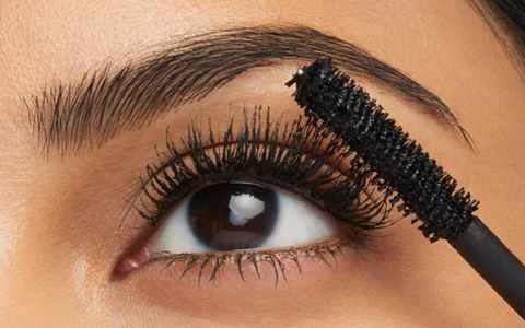 how to draw eyelashes with mascara